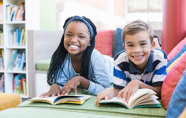 Too much screen time? Here's how to boost reading | Nat Geo Kids