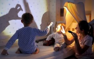 8 fun night games for kids | Parents | National Geographic Kids